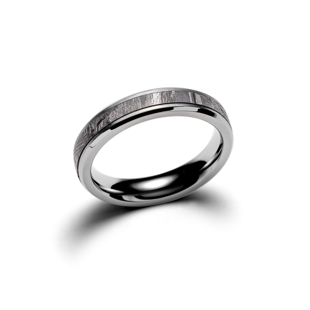 Astra Narrow Ring | Landing Company